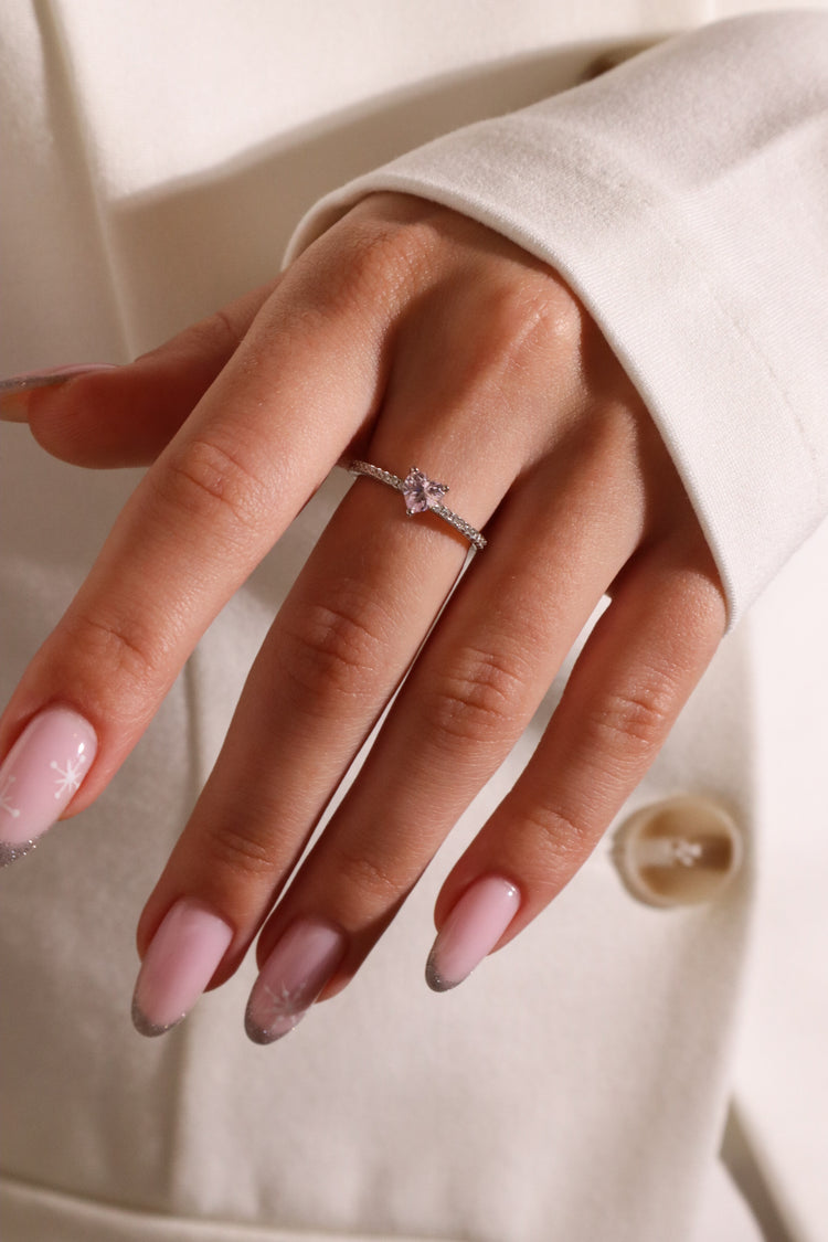 Brielle Sterling Silver Heart Ring – Lyna London